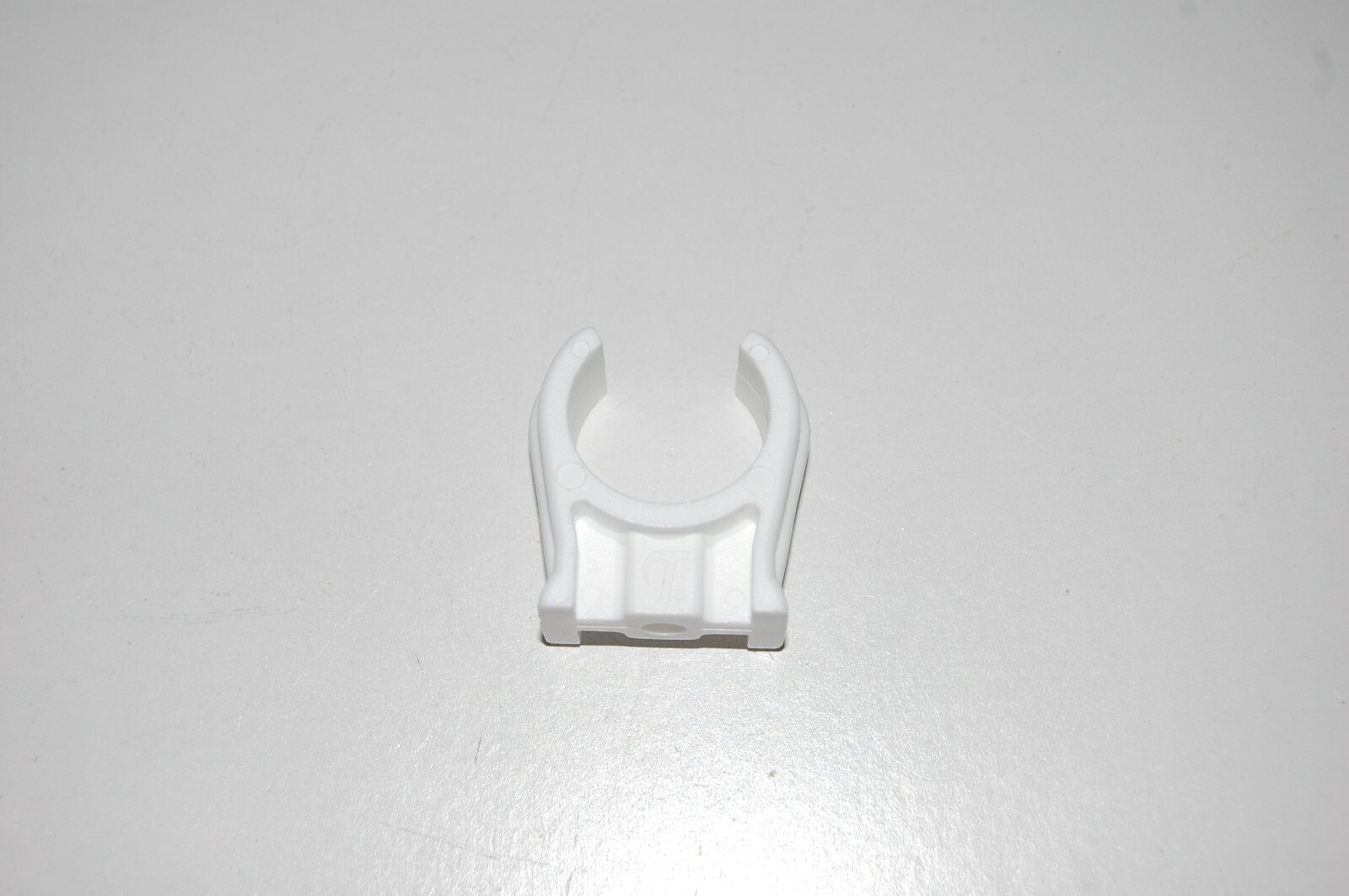 TALON PIPE CLIPS SNAPLID/OPEN CLIPS 10mm,12mm, 15mm, 22mm/white/blue ...