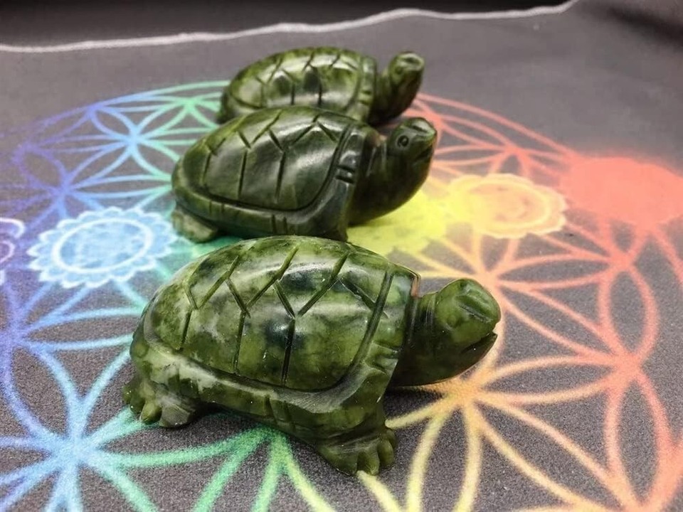 Green Jade Stone Turtle Statue Green Gemstone Mineral Specimen Home ...