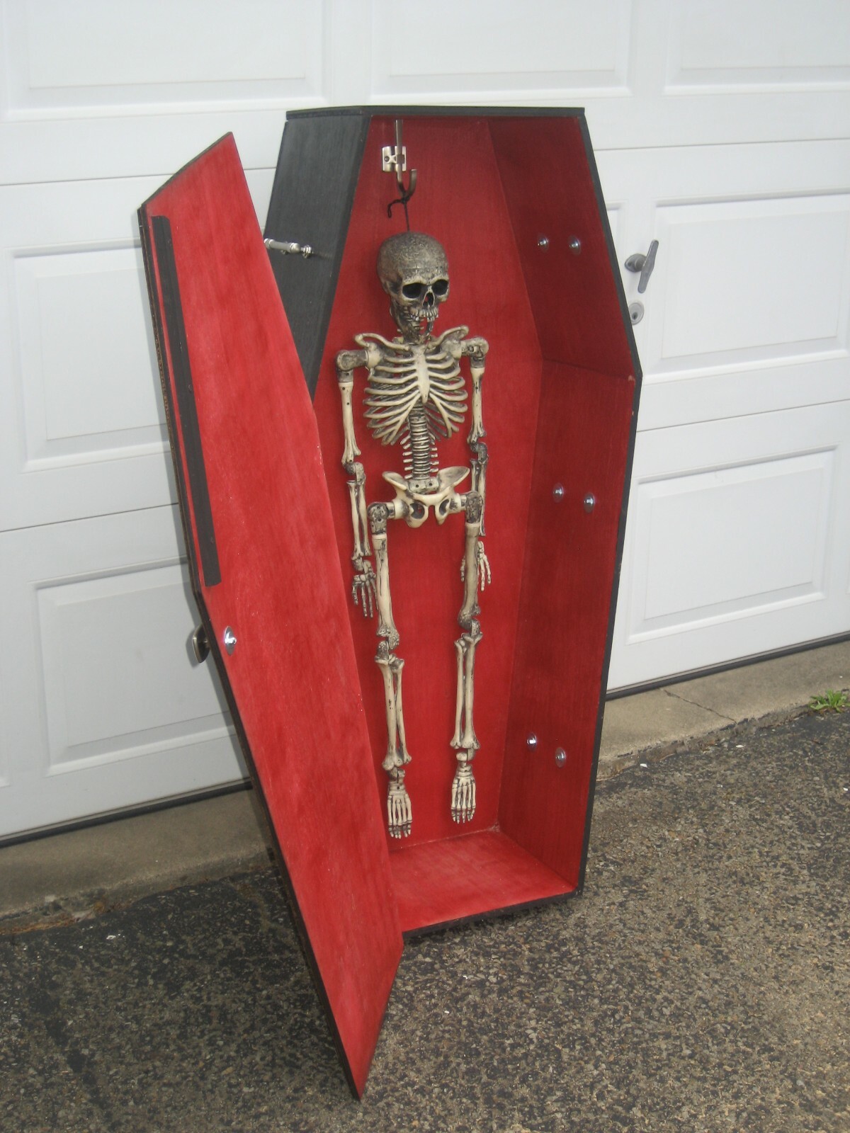 Coffin Casket Halloween Prop ,4 foot tall, 1/2" plywood,+ Skeleton | eBay