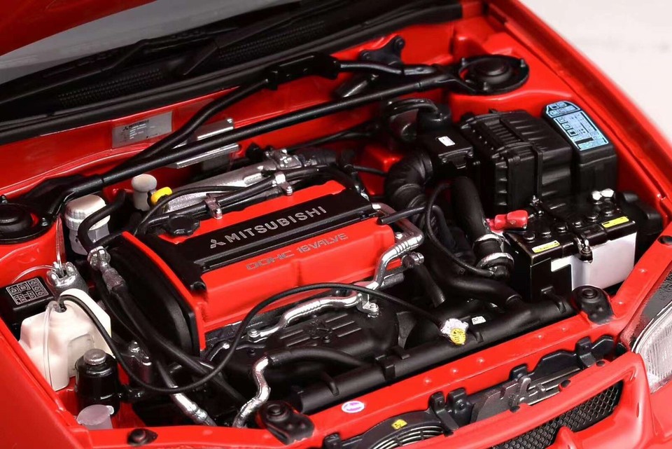 MOTORHELIX 1/18 MITSUBISHI LANCER EVO IV WITH ORIGINAL LICENSE (PRESALE ...