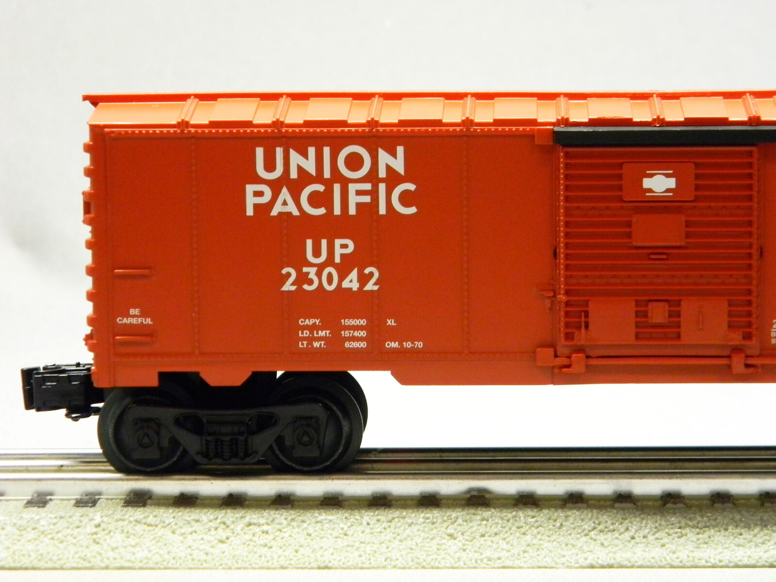 LIONEL O GAUGE UNION PACIFIC BOXCAR #23042 freight UP 1923040-B 2323090 ...