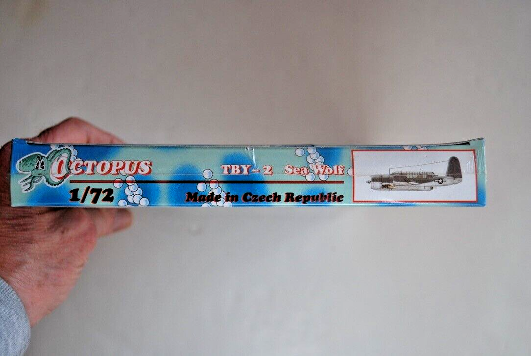 Octopus 72038 Consolidated TBY-2 Sea Wolf plastic model aircraft kit, 1 ...
