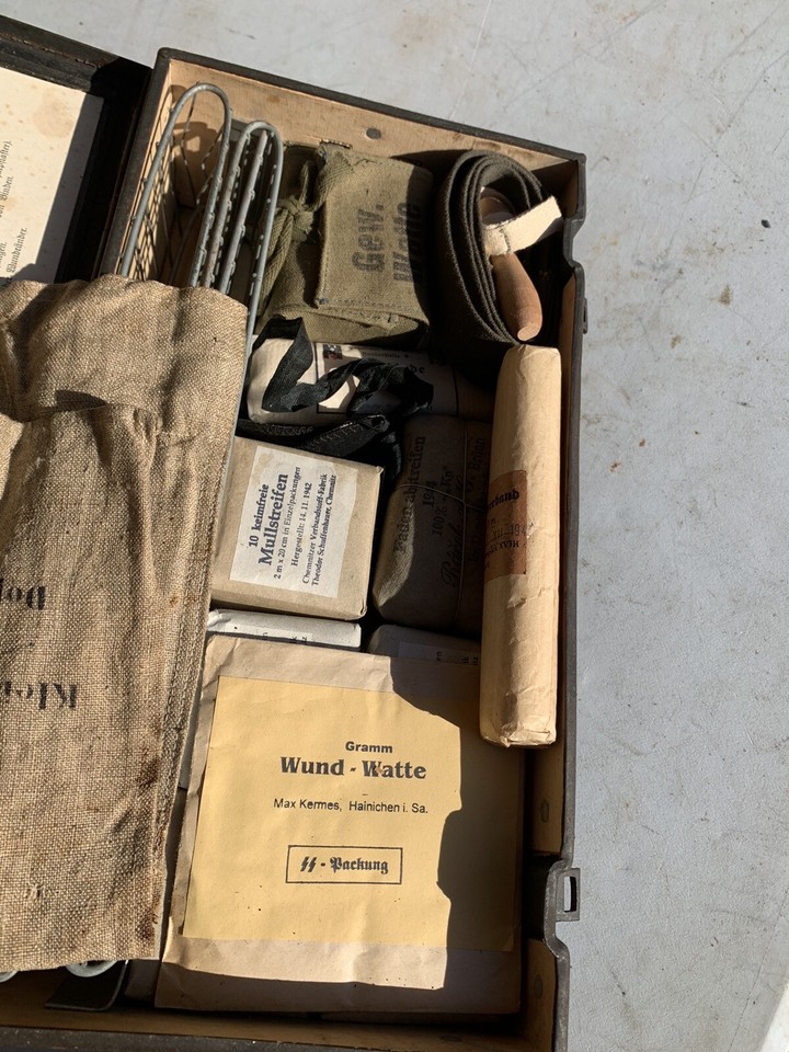 WW2 German Army Sanitar Verbandkasten Wehrmacht First Aid Box Vehicle ...