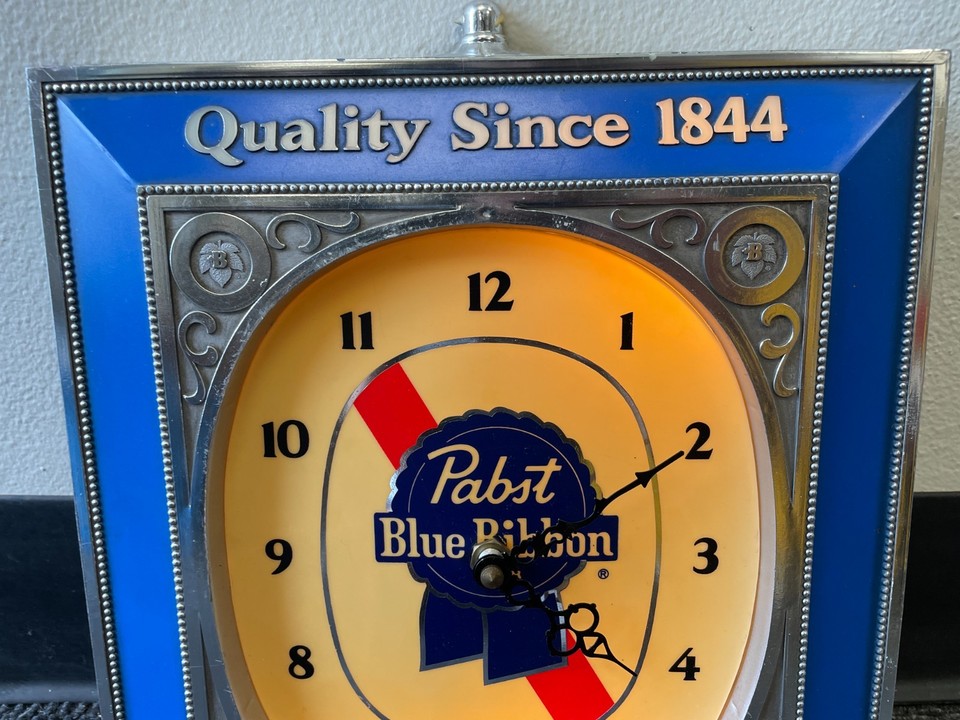 PABST Blue Ribbon LIGHTED CLOCK Embosograph Display Mfg | eBay