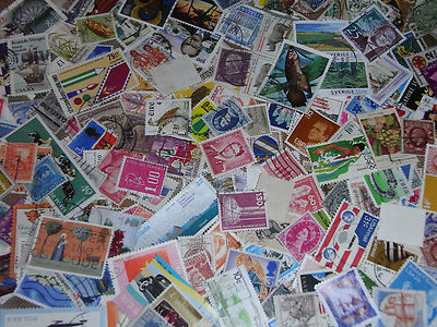 BULK LOT WORLD STAMPS,,,200+ F/U GOOD MIX FREE POSTAGE IN OZ | eBay ...
