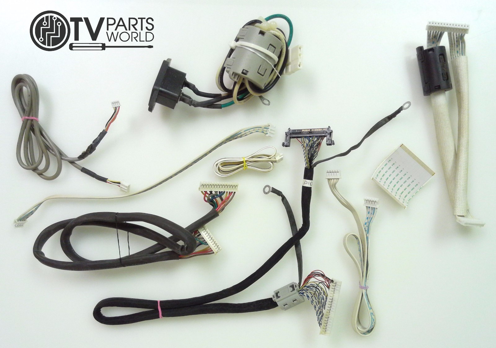 Dynex DX-L40-10A Wires Cables Connectors Set DX-L40-10A-WIRES-7 20661 ...
