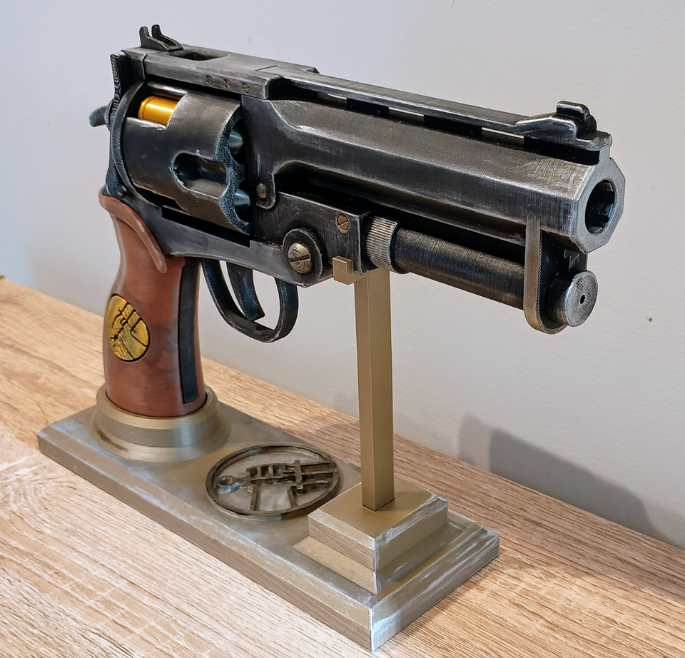 Hellboy Good Samaritan Revolver Gun 1:1 Scale 3D Printed Replica ...
