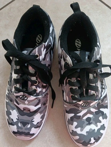 Heelys Pro 20 Youth Size 4 Grey Camo Wheeled Skate Sneakers Shoes | eBay