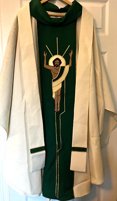 Vestments - Catholic Priest Green