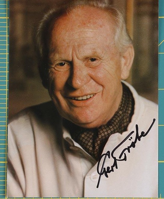 GERT FROBE signed photo ACTOR Goldfinger James Bond 4 x 5 color Rare | eBay