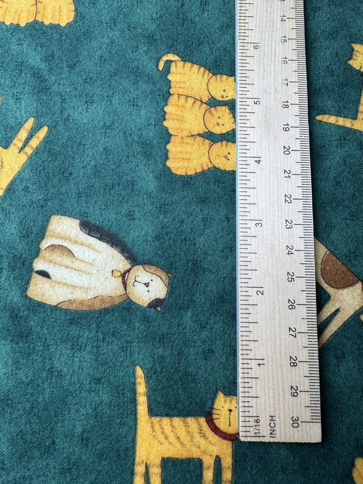 Debbie Mumm flannel by South Sea Imports 21104-452 Dogs, cats, green | eBay