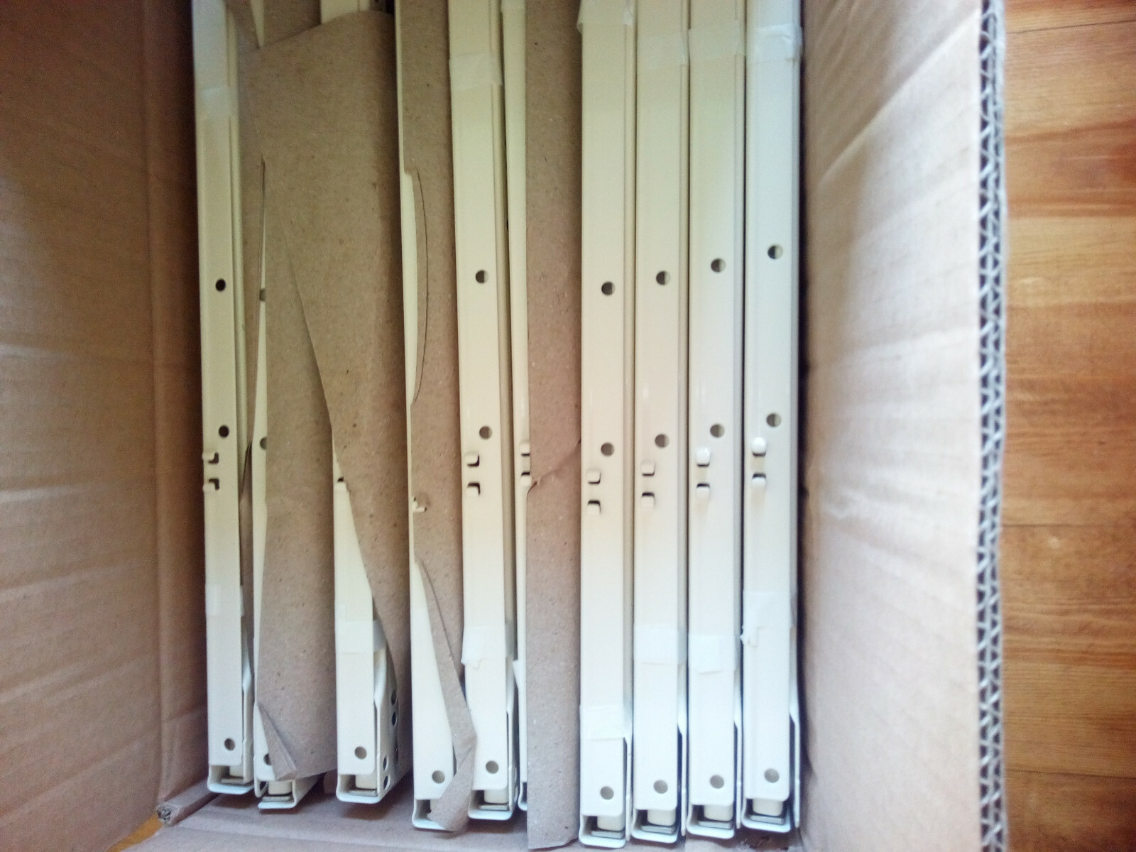 1 Set of Kitchen Metal Drawer Box Sides/ Runners OFF WHITE/CREAM 86mm x ...