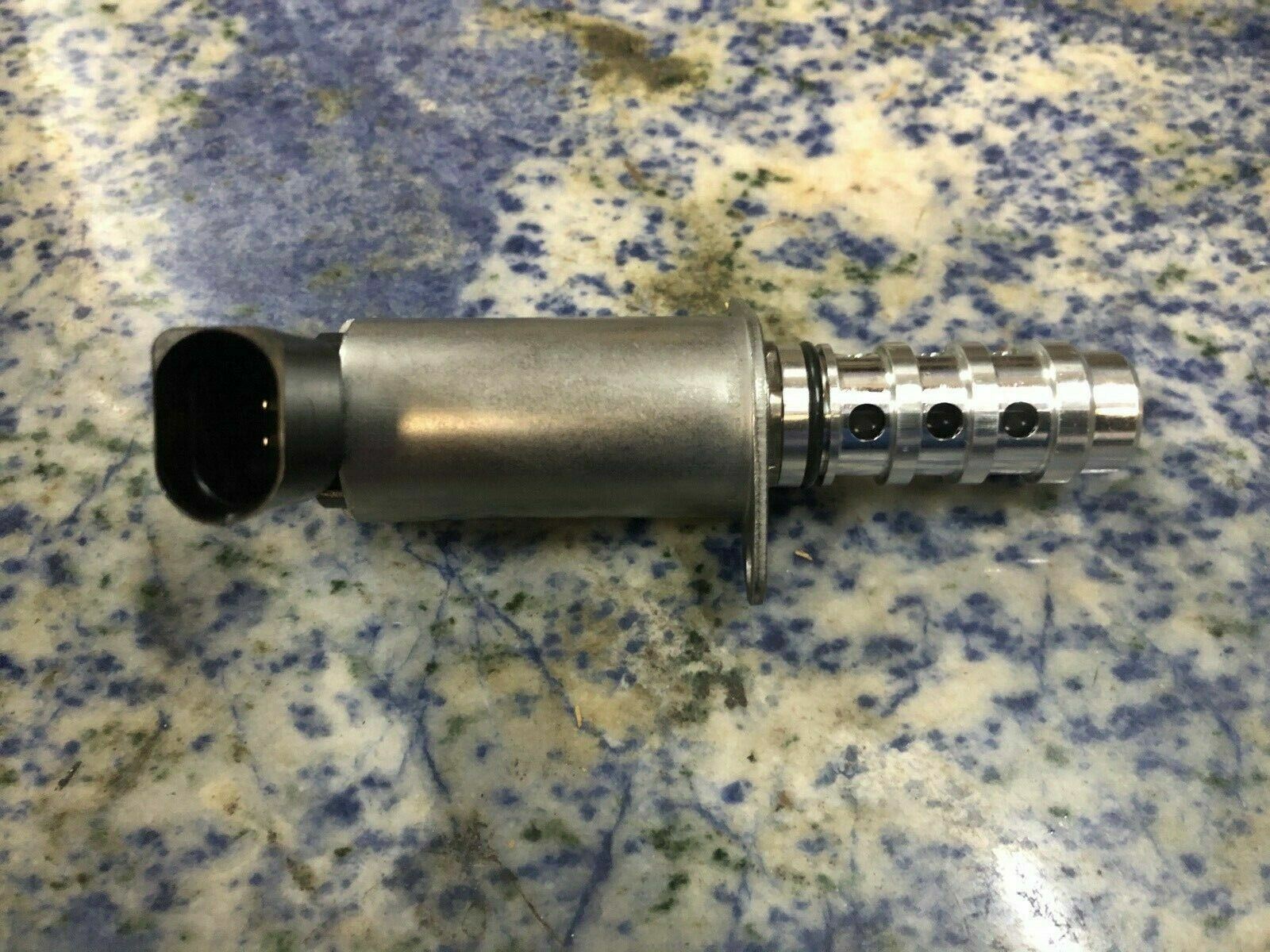 VVT Variable Valve Timing Solenoid Oil Control AUDI A6 TFSI C6 4F 2006 ...