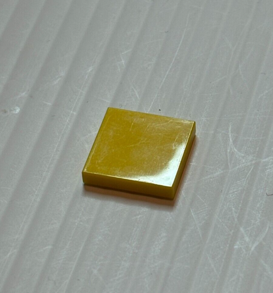1 Piece LEGO PART 3068 Tile 2x2 with Groove Square 2x2 Yellow ...