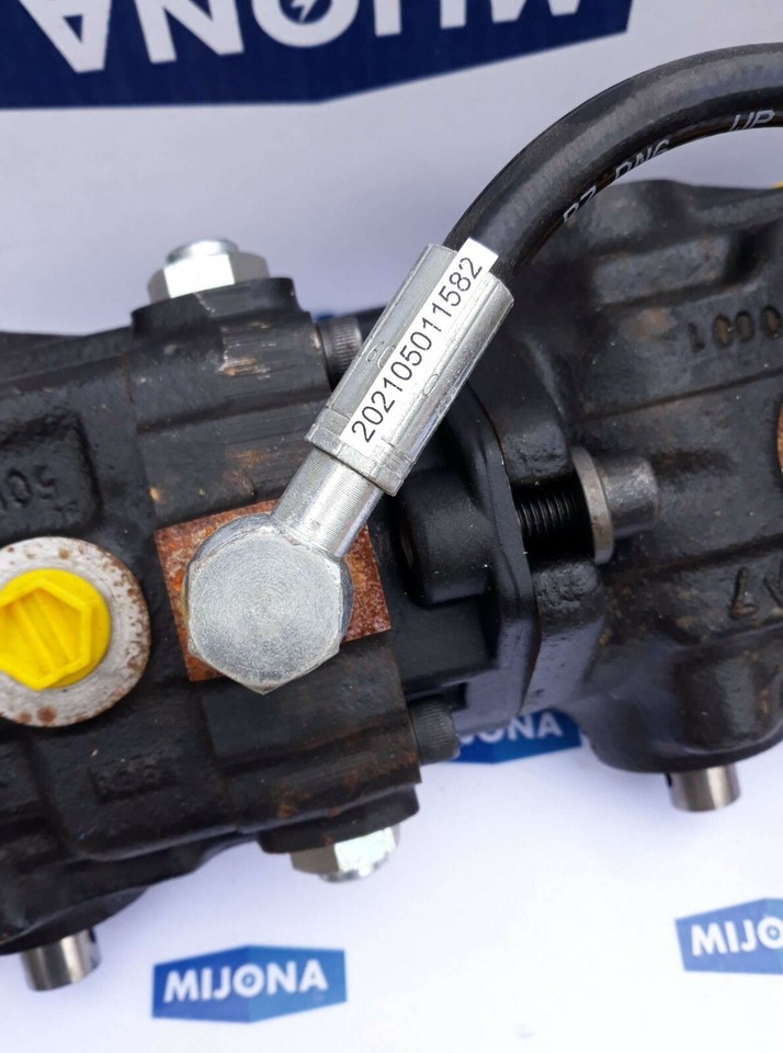 Hydraulics motor 50V0001 V7 9J8 (NEW OLD STOCK) | eBay