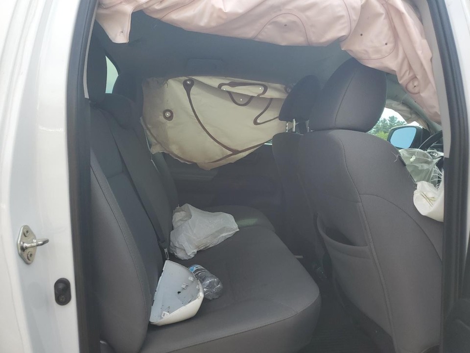 Used Rear Axle Assembly Rear fits: 2018 Toyota Tacoma Crew Cab 4 Dr 6 ...