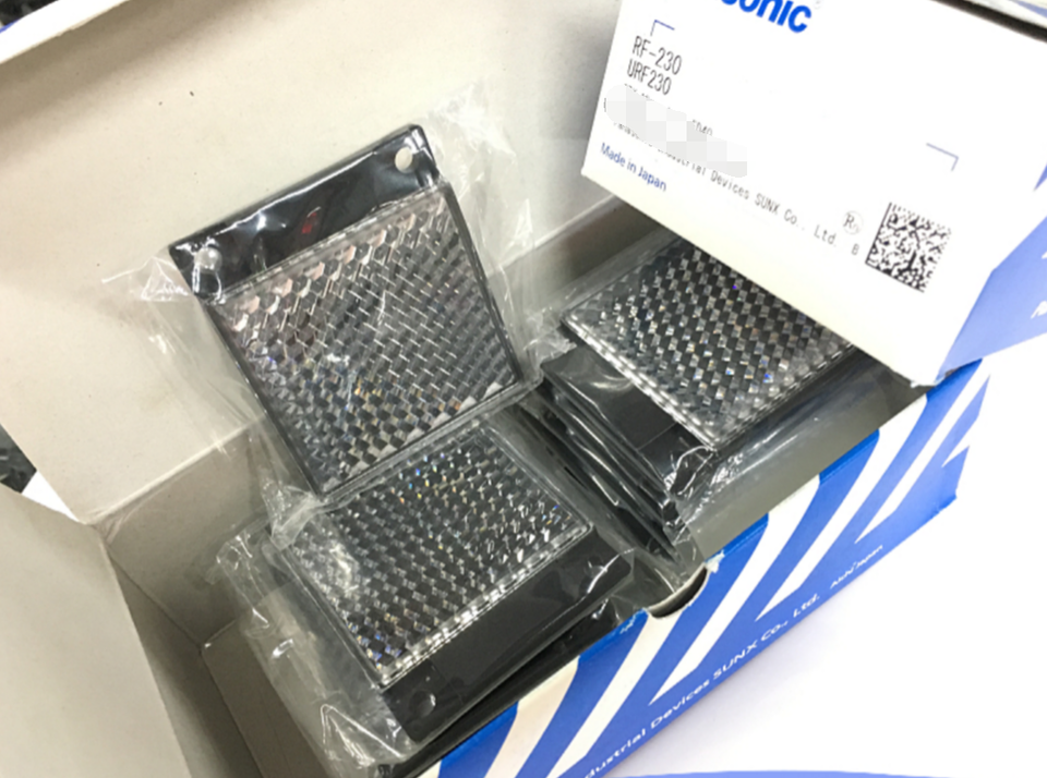 1PC New Panasonic Sensor reflector reflector plate RF-230 free shipping ...