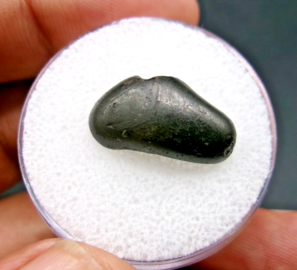 ORIENTED 5.18 gram - Sikhote Alin Meteorite Individual - 1947 fall in ...