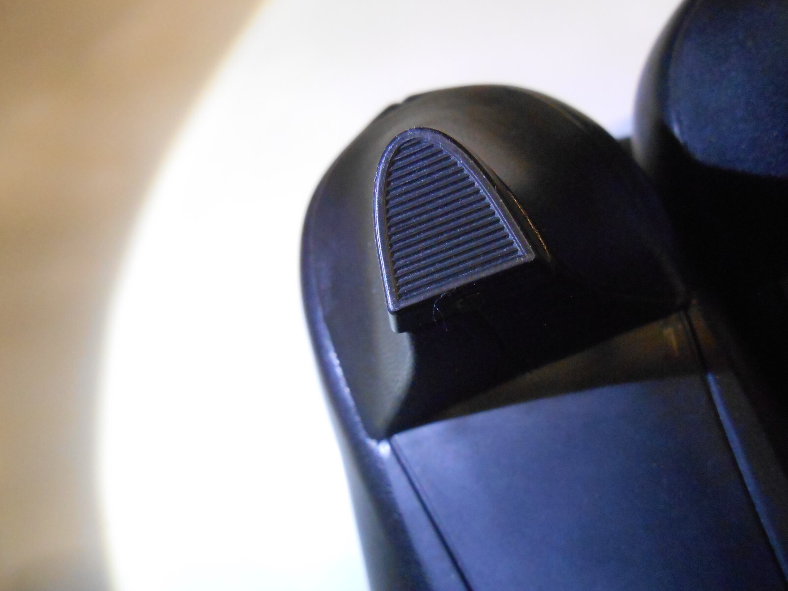 ROYU WYLIE Memory Foam NEW Womens Closed Toe Pumps Heels 1.5" Shoes 9 ...