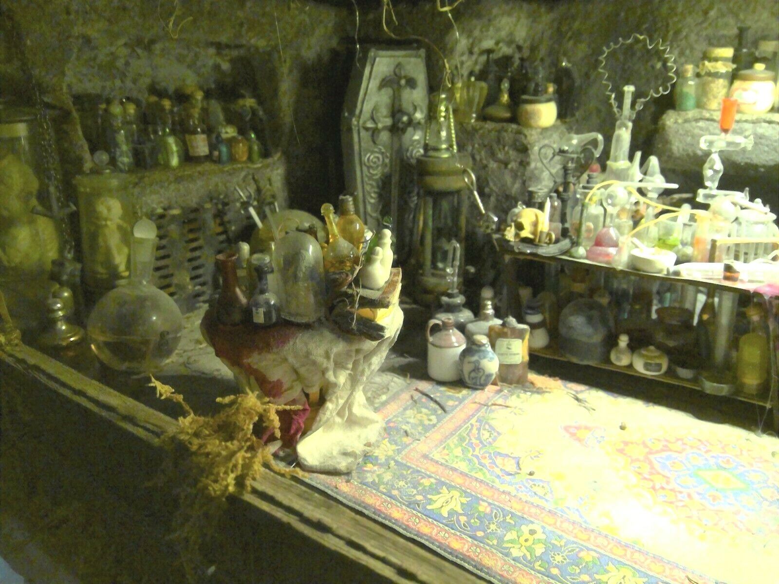 COLLECTIBLE, HANDMADE, OOAK RARE LABORATORY DIORAMA 3 PIECES ONLY ONE ...