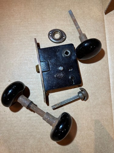 Antique Robin LOCK SET & Black Porcelain Door Knobs | eBay