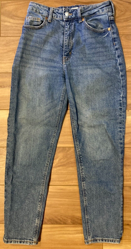 H&M Medium Wash Solid Mom Jean Size 4 Regular Fit Lightly Worn No Rips ...