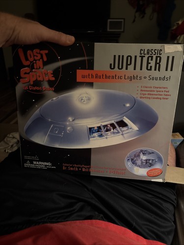 1998 TRENDMASTERS CLASSIC SERIES Lost In Space JUPITER 2 Spaceship #127 ...