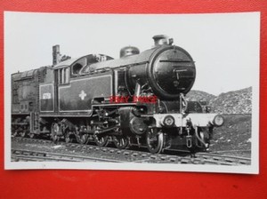 PHOTO LNER THOMPSON CLASS L1 2-6-4T LOCO NO 67758 | eBay