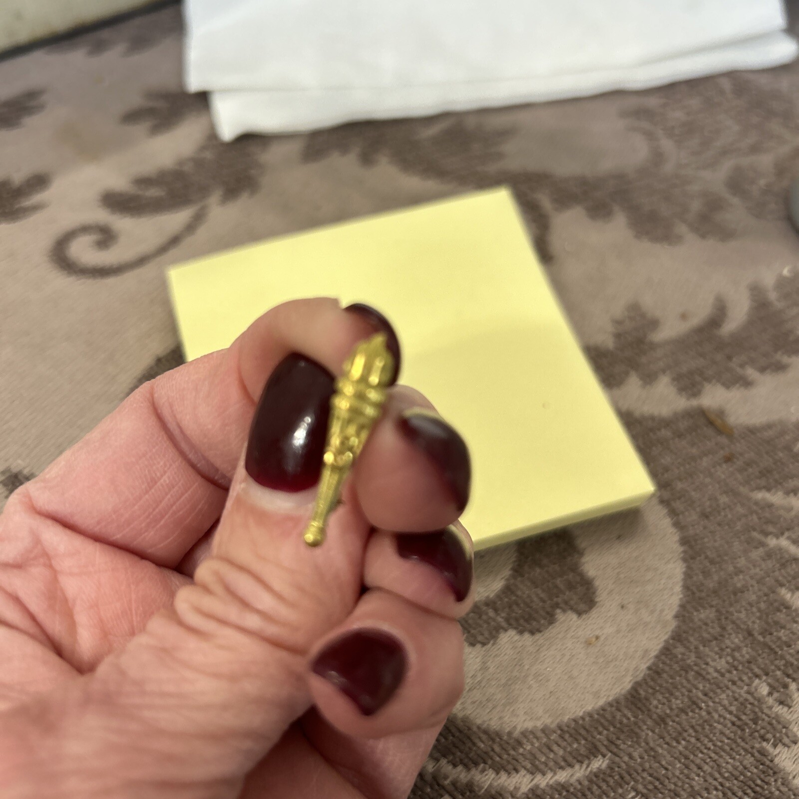 Vintage National Junior Honor Society Torch Pin B J N - Gem