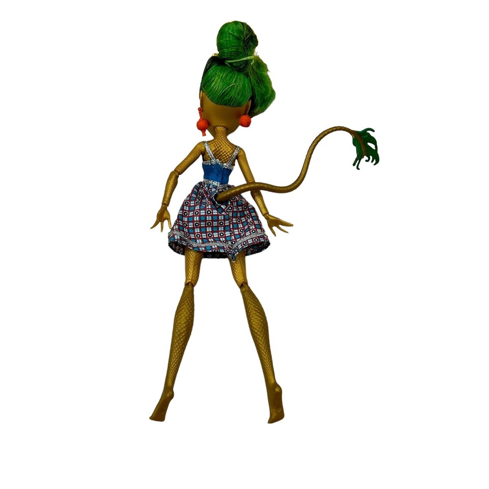 Monster High First Wave Jinafire Long Scaris City Of Frights Doll ...