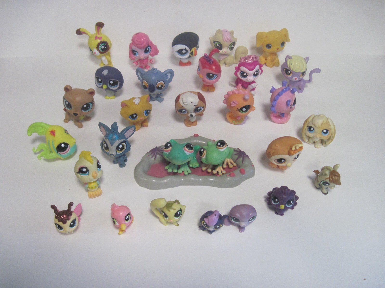 Lps Authentic Littlest Pet Shop and Teeniest Tiniest Pet Figures Lot of ...