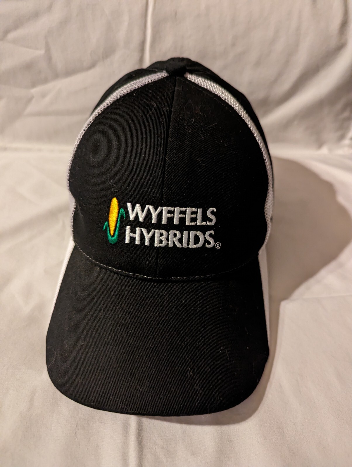 Wyffels Hybrids Baseball Cap NWT Black White Mesh K Products Adjustable ...
