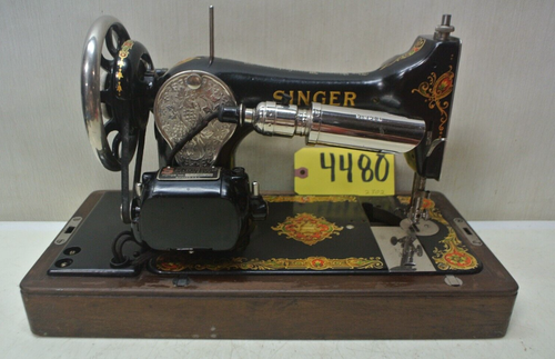 Rare Antique Singer Sewing Machine 1920's Model with Operating Motor ...