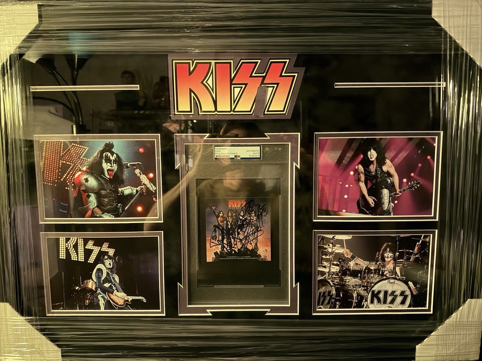 Kiss Original Band Signed Destroyer CD Insert Gene /Paul /Peter /Ace ...