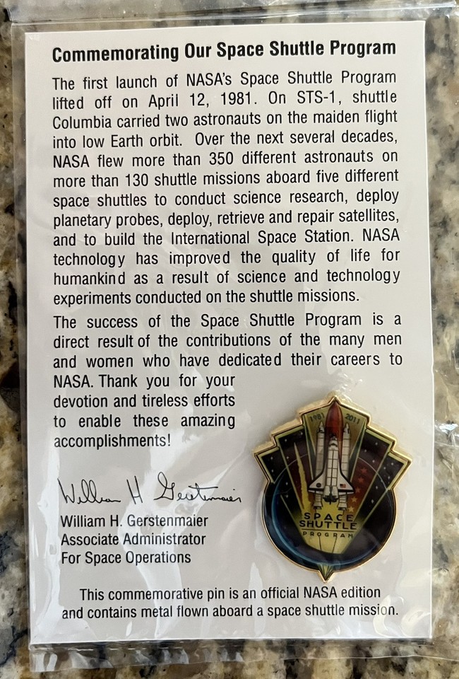 STS SPACE SHUTTLE PROGRAM PIN CONTAINS MISSION FLOWN METAL W/ INFO CARD | eBay