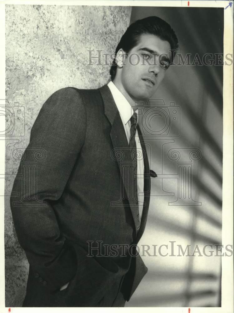 Wiseguy Actor 60 Photos - Moonagedaydream.film