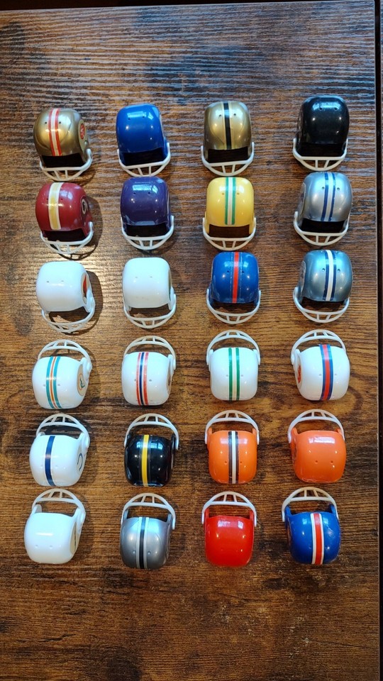 Lot of 24 Vintage 1960-70s NFL/AFL Mini Gumball Football Helmets VG ...