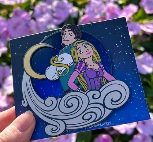 PIN LE DLP DISNEYLAND PARIS JUMBO RAPUNZEL RAIPONCE FLYNN TANGLED LUNE ...