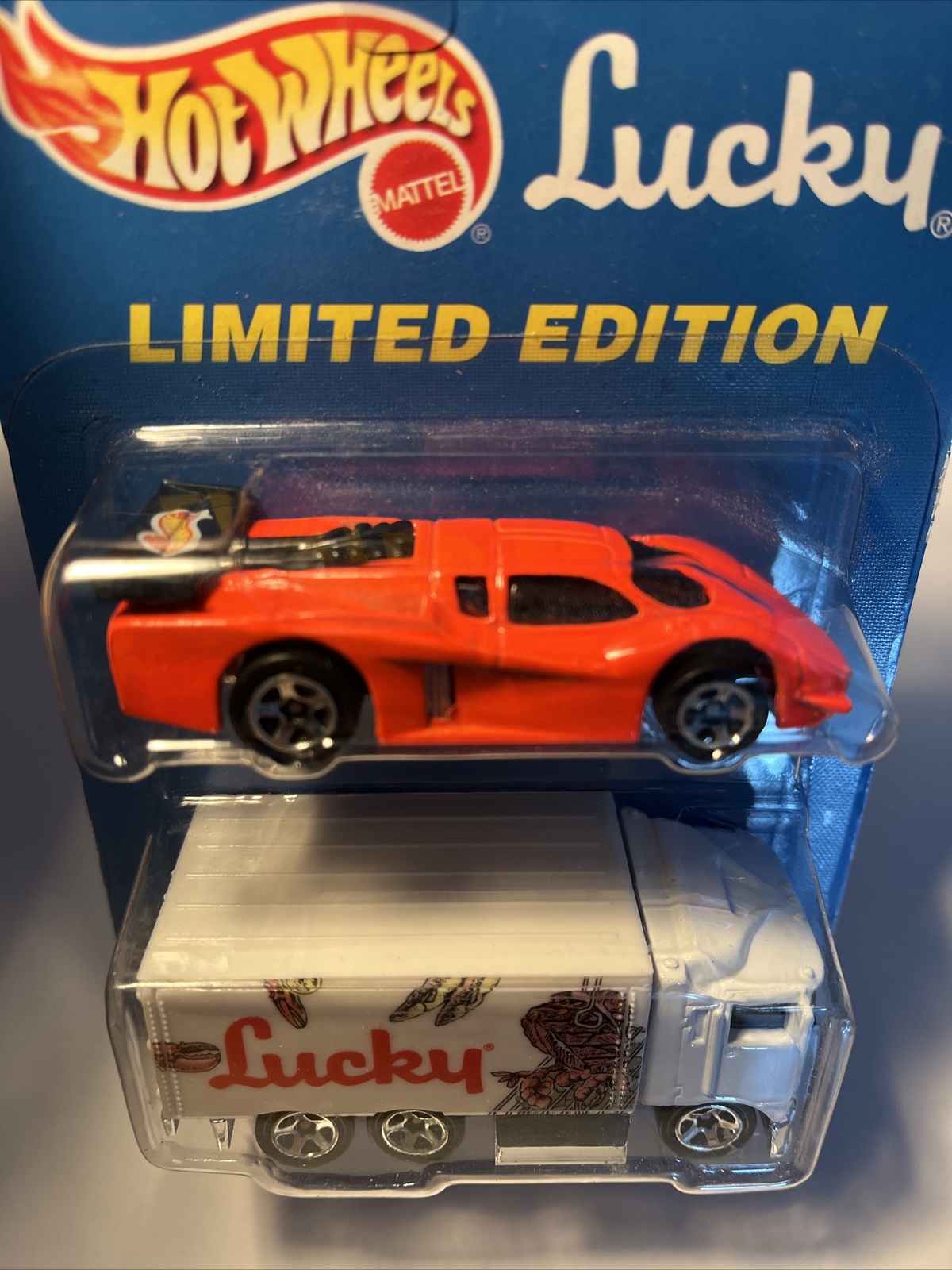 Hot Wheels 1996 LTD Edition Hiway Hauler & GT Racer Car Die Cast 1:64 ...