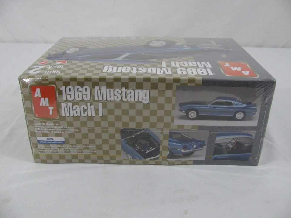2005 AMT RC2 1/25 Scale 1969 Ford Mustang Mach 1 Model Car Kit #38219 ...