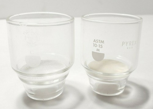2 Corning Pyrex 30mL Gooch Crucible Medium Fritted 30mm Disc 41mm dia ...