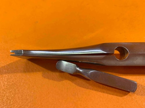 Richards/Smith & Nephew Staple Holder, Overall length: 8" (20.32 cm ...