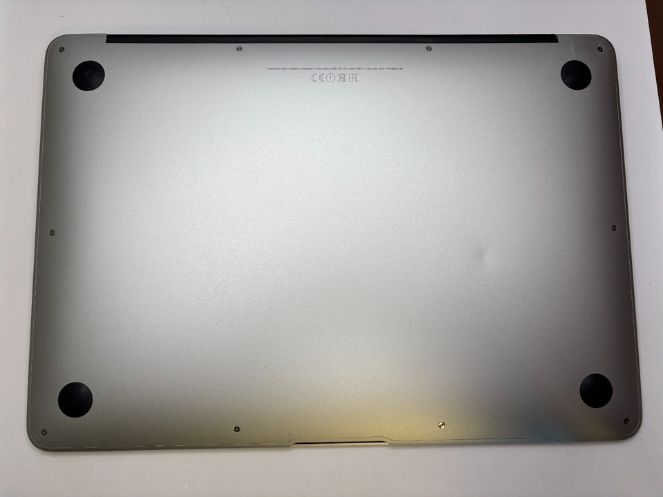 Apple MacBook Air A2179 - 13" - 2020 - 8GB RAM - 128GB SSD - Good ...