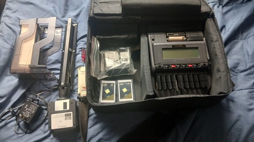 Stenograph Machine - Procat Flash Bundle w/tripod, charger, accessories ...