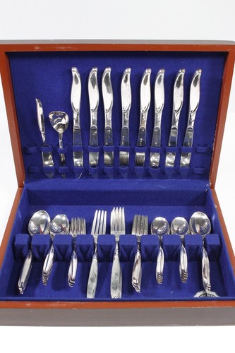(50) International Silver Silverplate Sweep Pattern Set Wm Rogers with ...