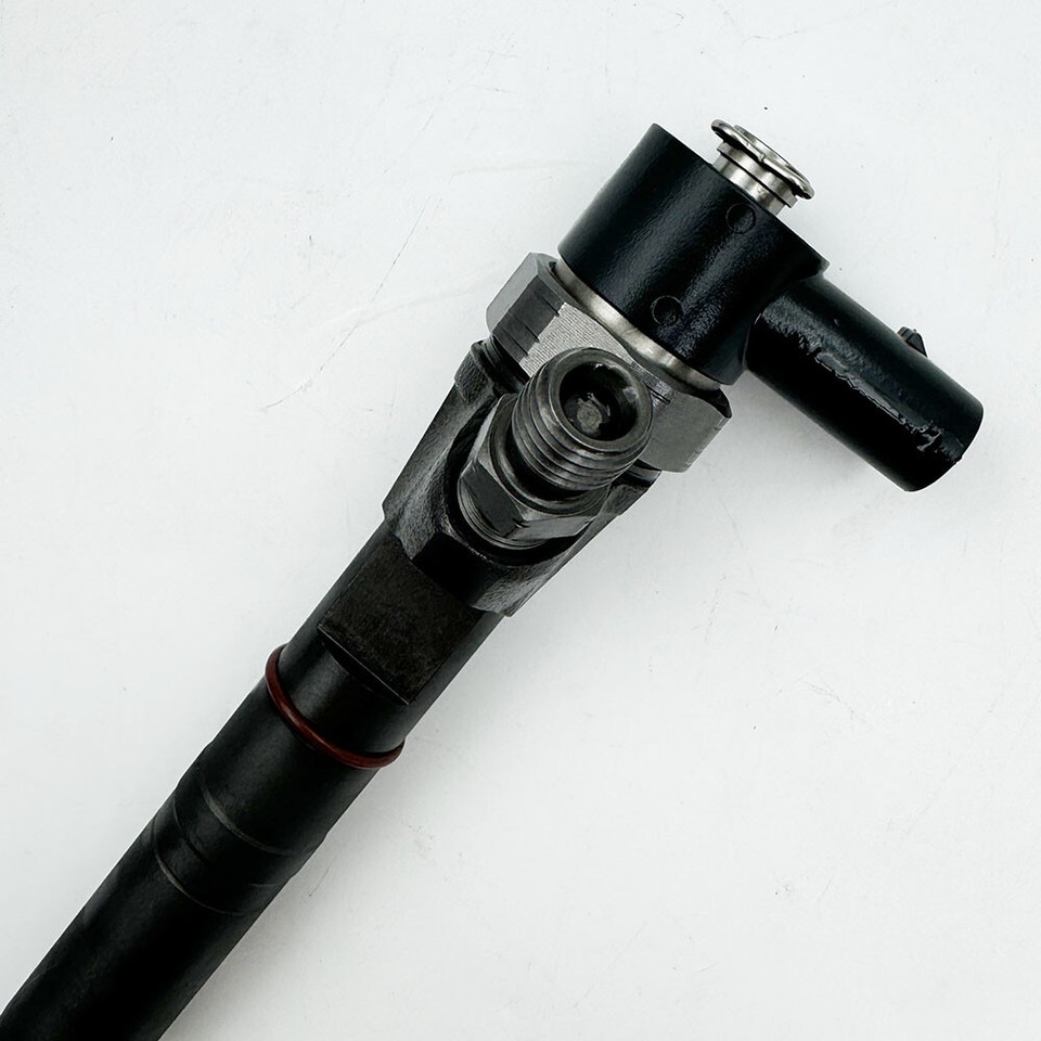 1× 6470700087 Diesel Fuel Injector For Mercedes Dodge Sprinter OM647 2 ...