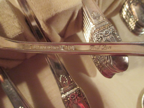 Vintage 52 Piece 1847 Rogers Bros FIRST LOVE Silverware Set | eBay