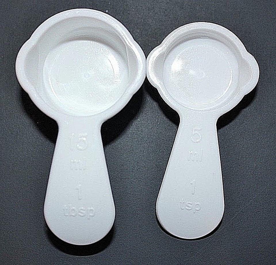 Tupperware Measuring Spoons Teaspoon and Tablespoon Set Refrigerator ...