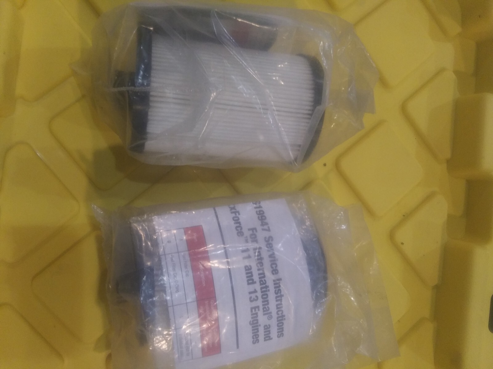 FLEETGUARD FS19947 - Fuel filter cross reference