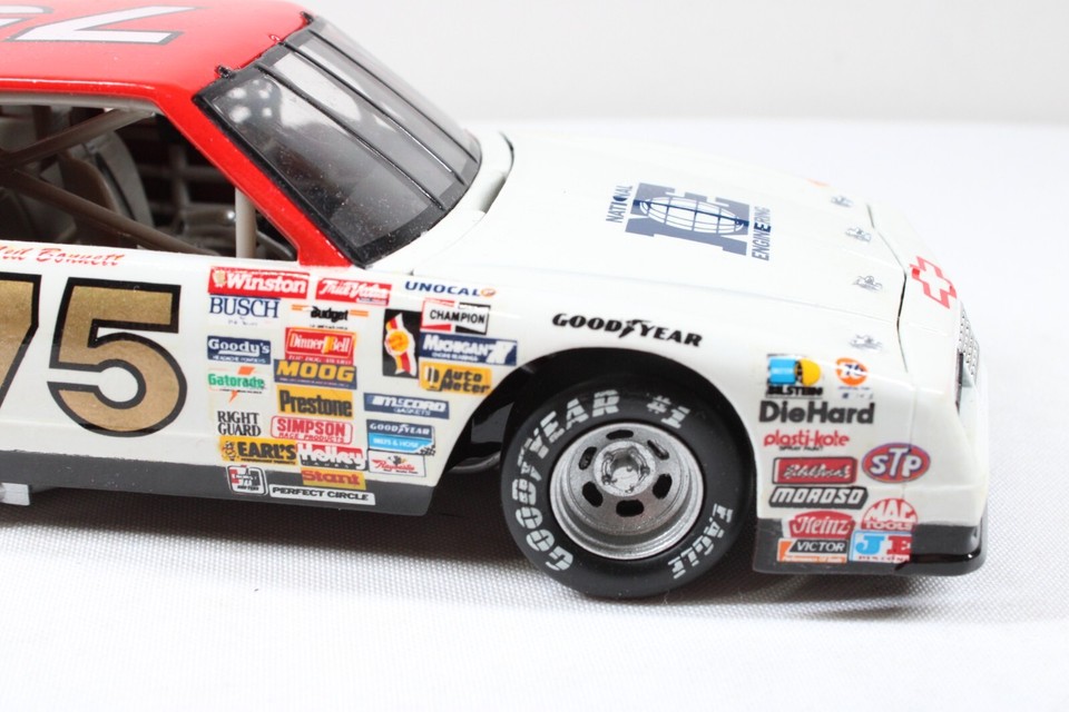 NEIL BONNETT 1983 CUSTOM #75 HODGDON RAHMOC RACING CHEVY MONTE CARLO ...